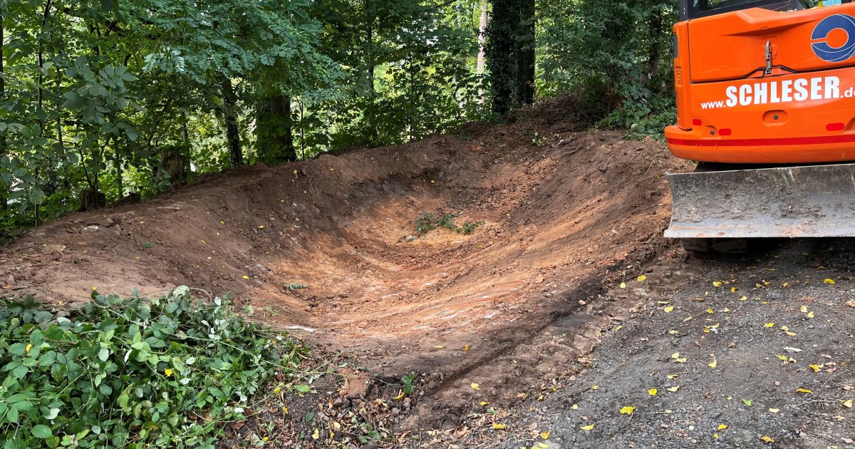 Erste Versickerungsmulden im Schlosswald realisiert | Stadt Wächtersbach